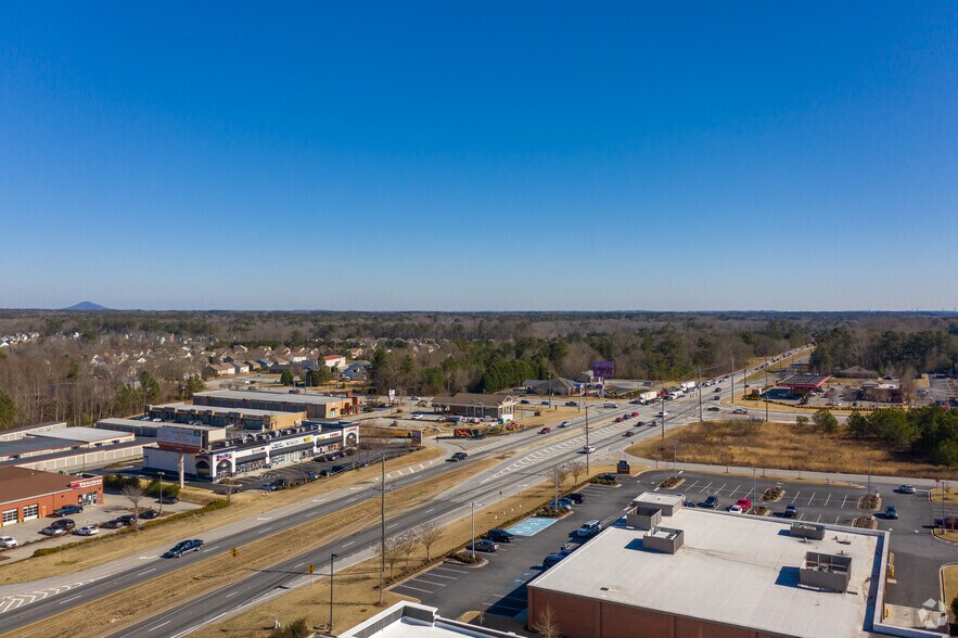 5739 Wendy Bagwell Pky, Hiram, GA 30141 - Shoppes of Hiram | LoopNet