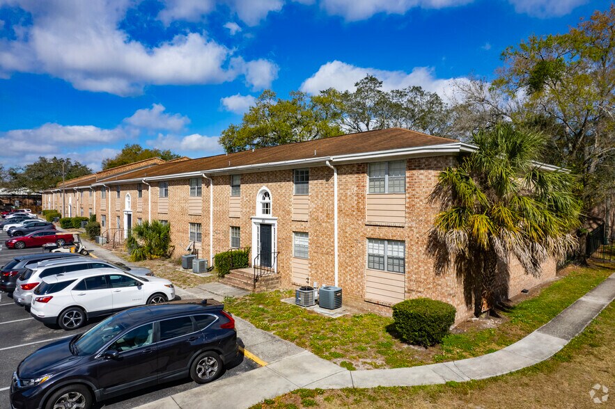 10605 N 56th St, Temple Terrace, FL 33617 - Heritage at Temple Terrace | LoopNet