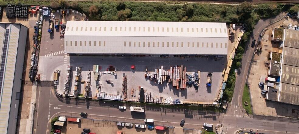 Arndale Rd, Littlehampton, BN17 7GA - Jewson | LoopNet