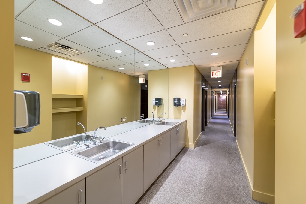 17 N State St, Chicago, IL 60602 - 17 N. State | LoopNet