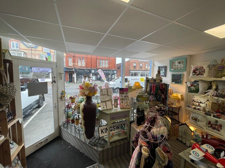 35 St. Andrews Rd S, Lytham St Annes, FY8 1PZ - Retail for Sale | LoopNet