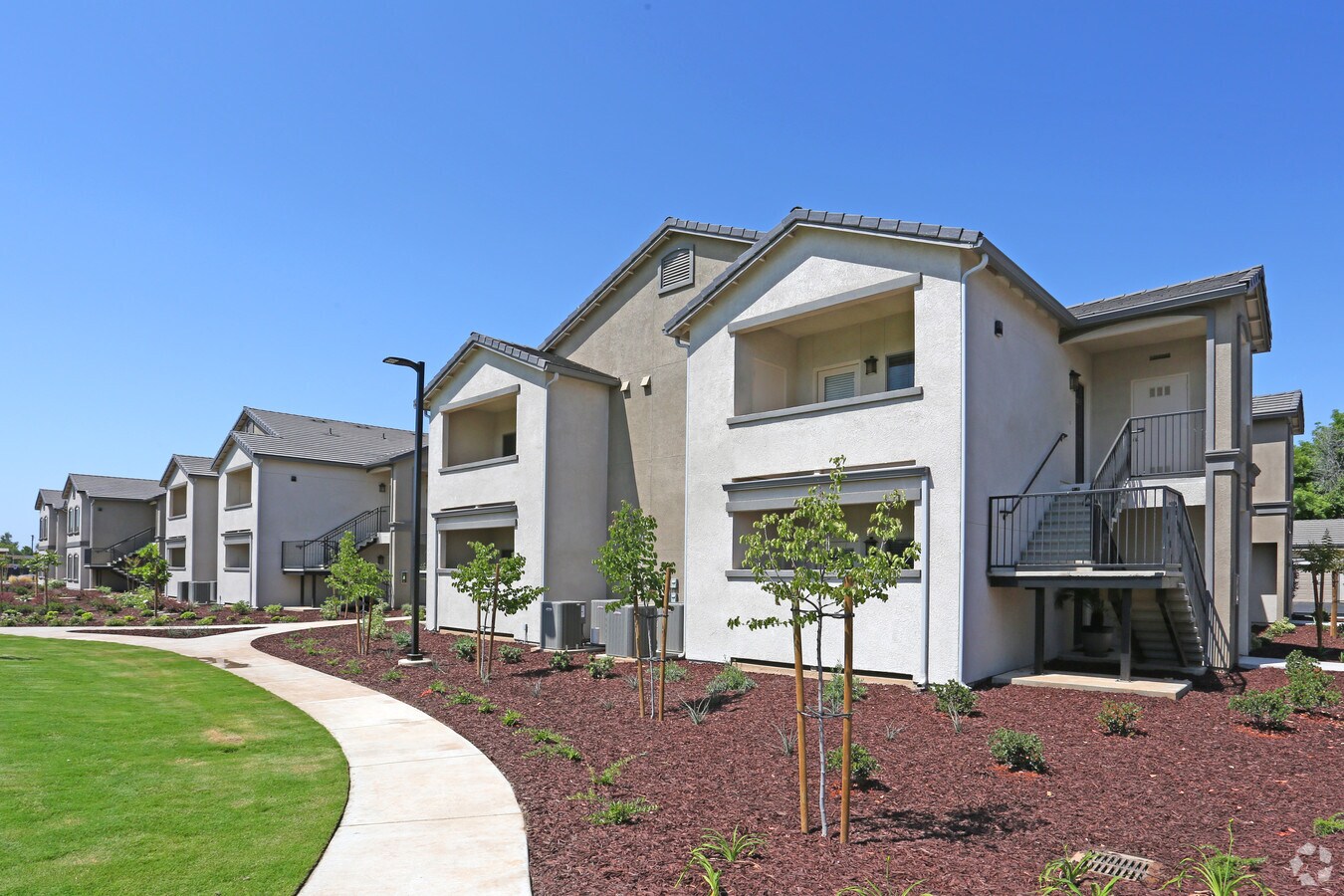 2817 E Spruce Ave, Fresno, CA 93720 | LoopNet