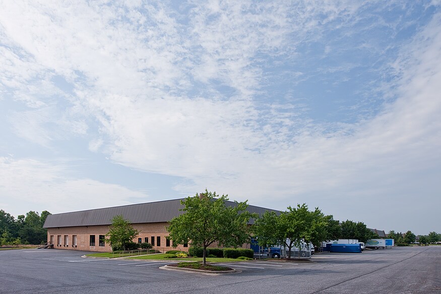 7459 Candlewood Rd, Hanover, MD 21076 | LoopNet