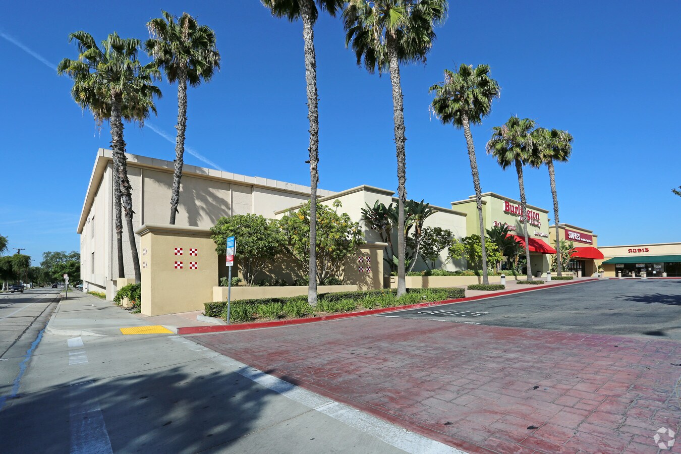 13510-13550-whittier-blvd-whittier-ca-90605-loopnet
