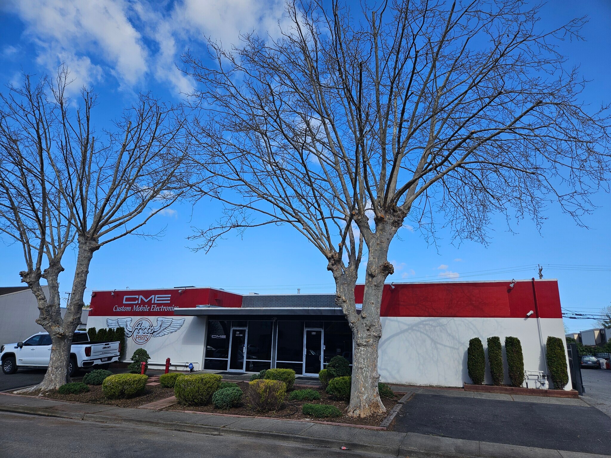 86 Hamilton Dr, Novato, CA 94949 - Flex for Sale | LoopNet