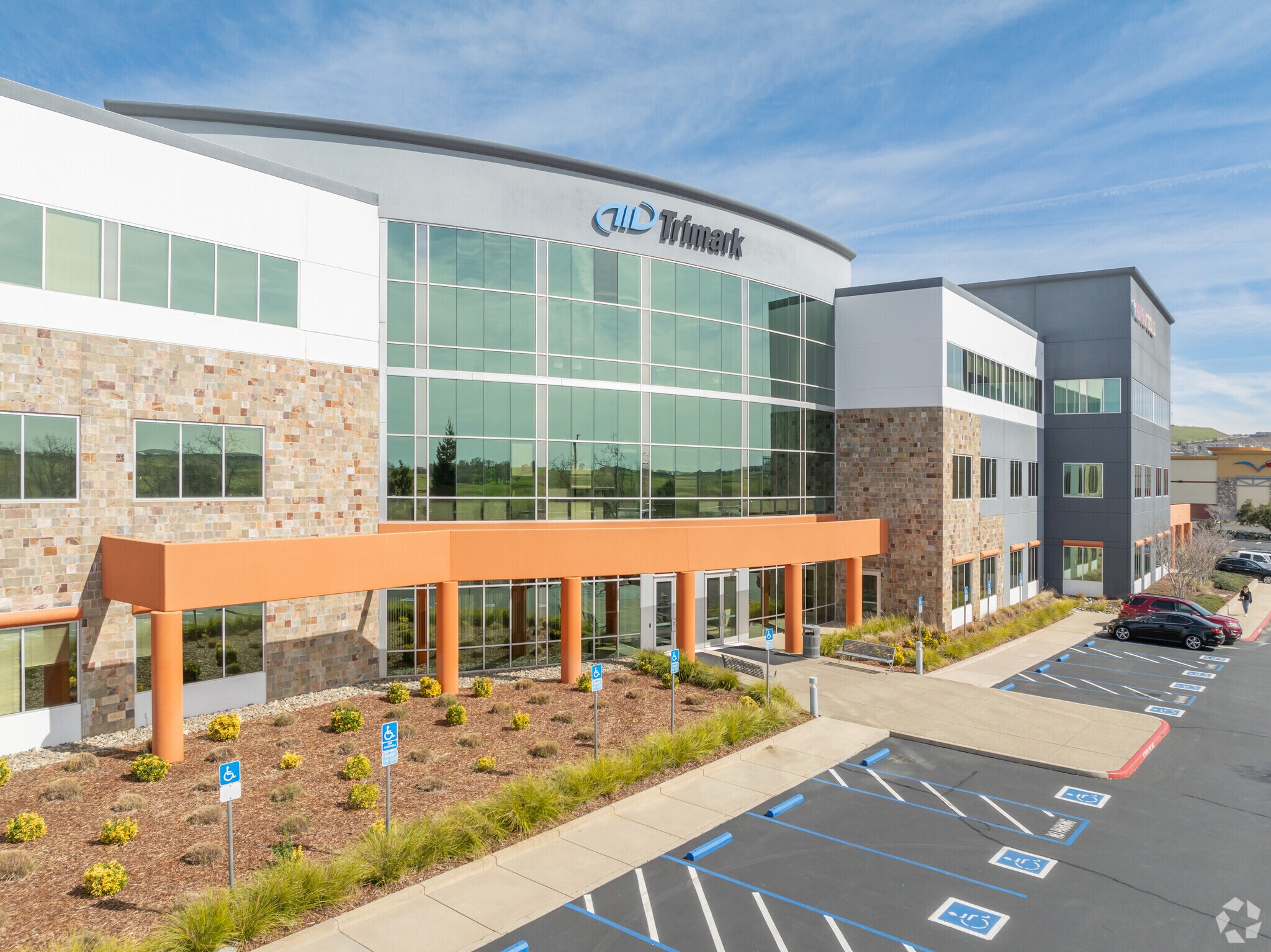 2365 Iron Point Rd, Folsom, CA 95630 - Folsom Gateway | LoopNet