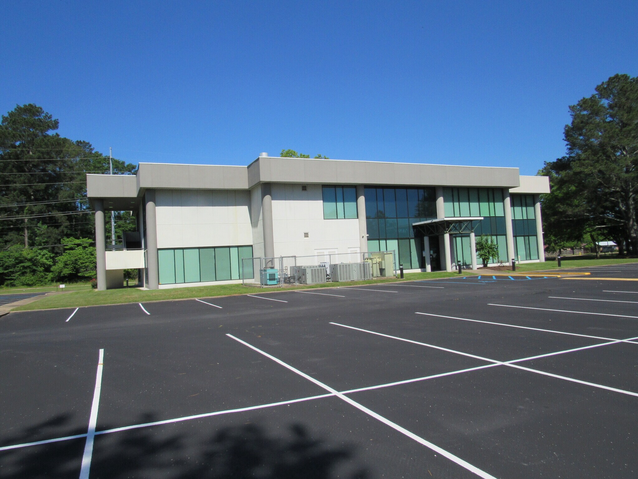 512 N Lehmberg Rd, Columbus, MS 39702 - Office for Sale | LoopNet