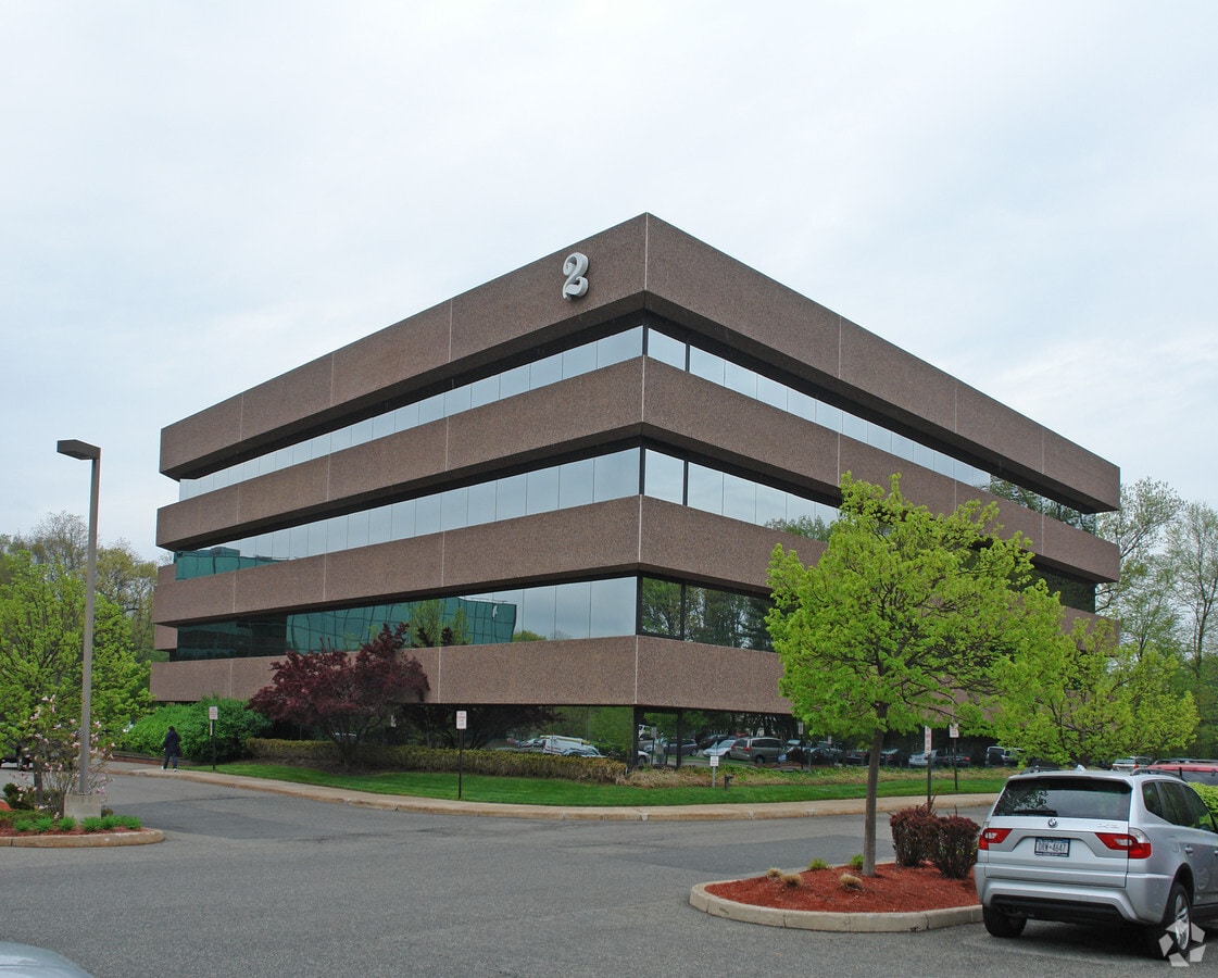 2 Executive Blvd, Suffern, NY 10901 | LoopNet