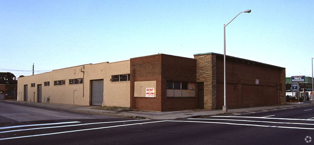 185 E Sunrise Hwy, Freeport, NY 11520 | LoopNet