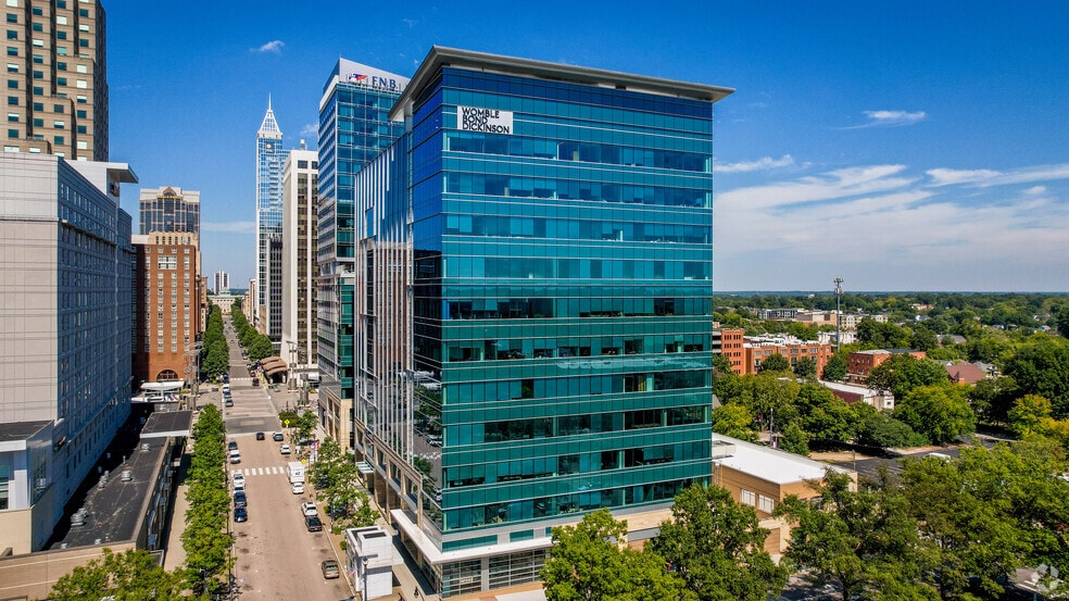 555 Fayetteville St, Raleigh, NC 27601 - Industrious Downtown Raleigh ...