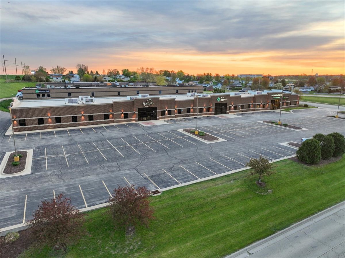 1545 Associates Dr, Dubuque, IA 52002 | LoopNet