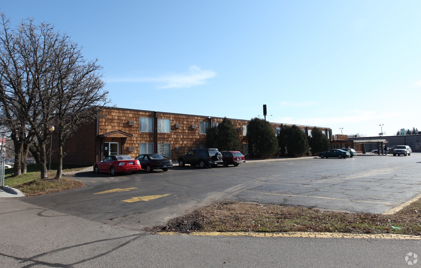 130 14th Ave NE, Saint Cloud, MN 56304 | LoopNet