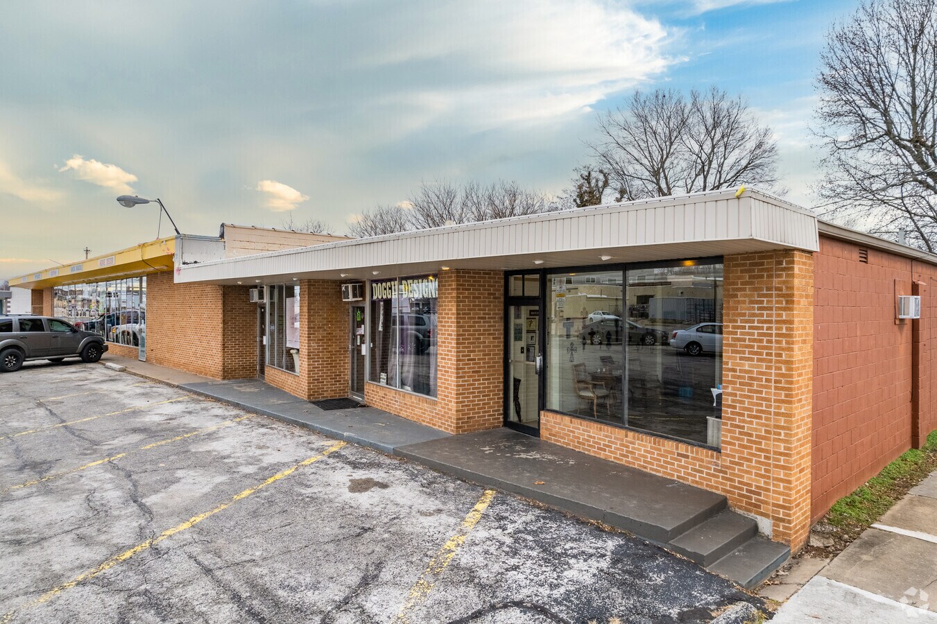 814-830 W Commercial St, Springfield, MO 65803 | LoopNet