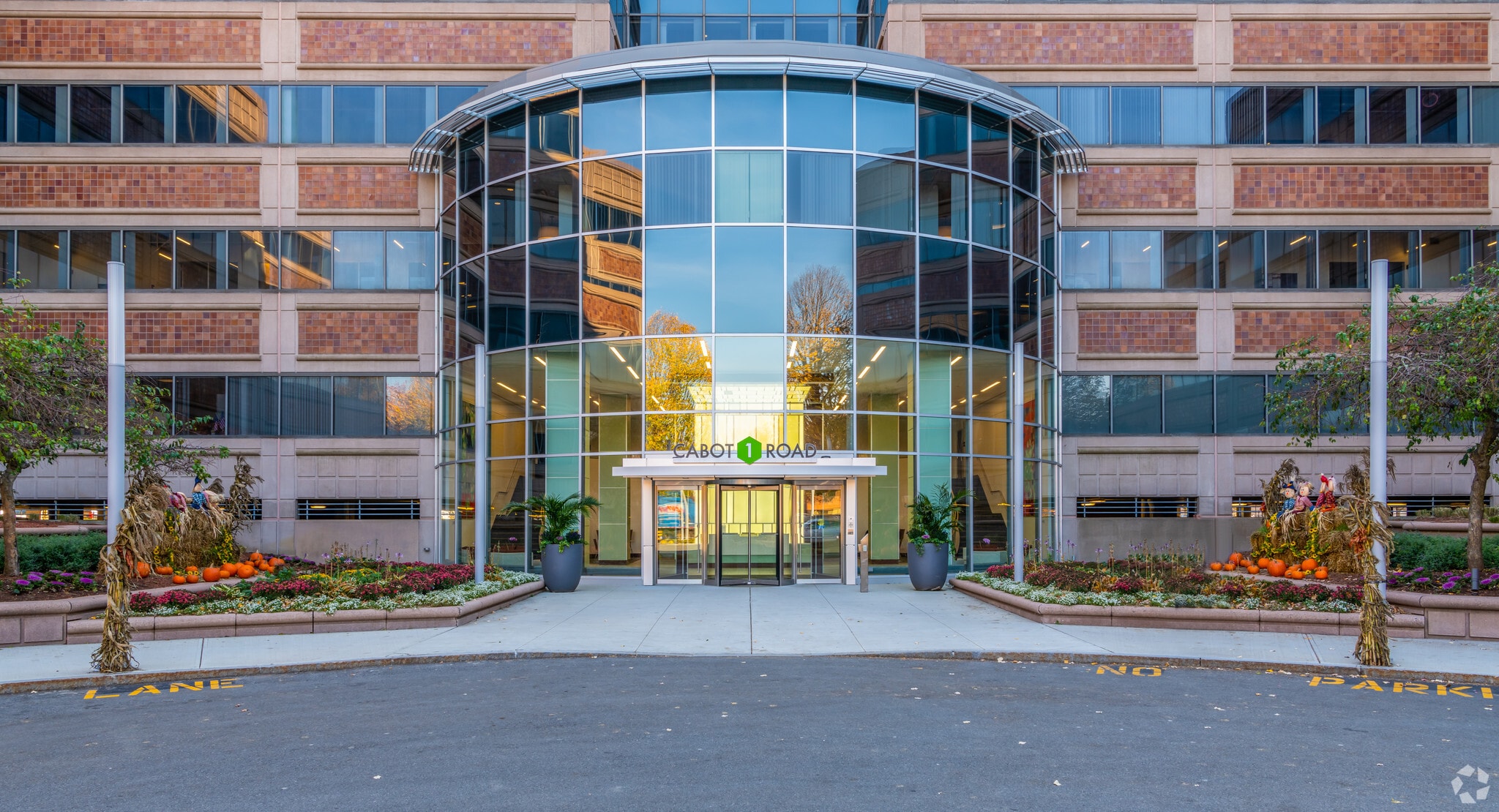 1 Cabot Rd, Medford, MA 02155 - One Cabot Road Laboratory | LoopNet