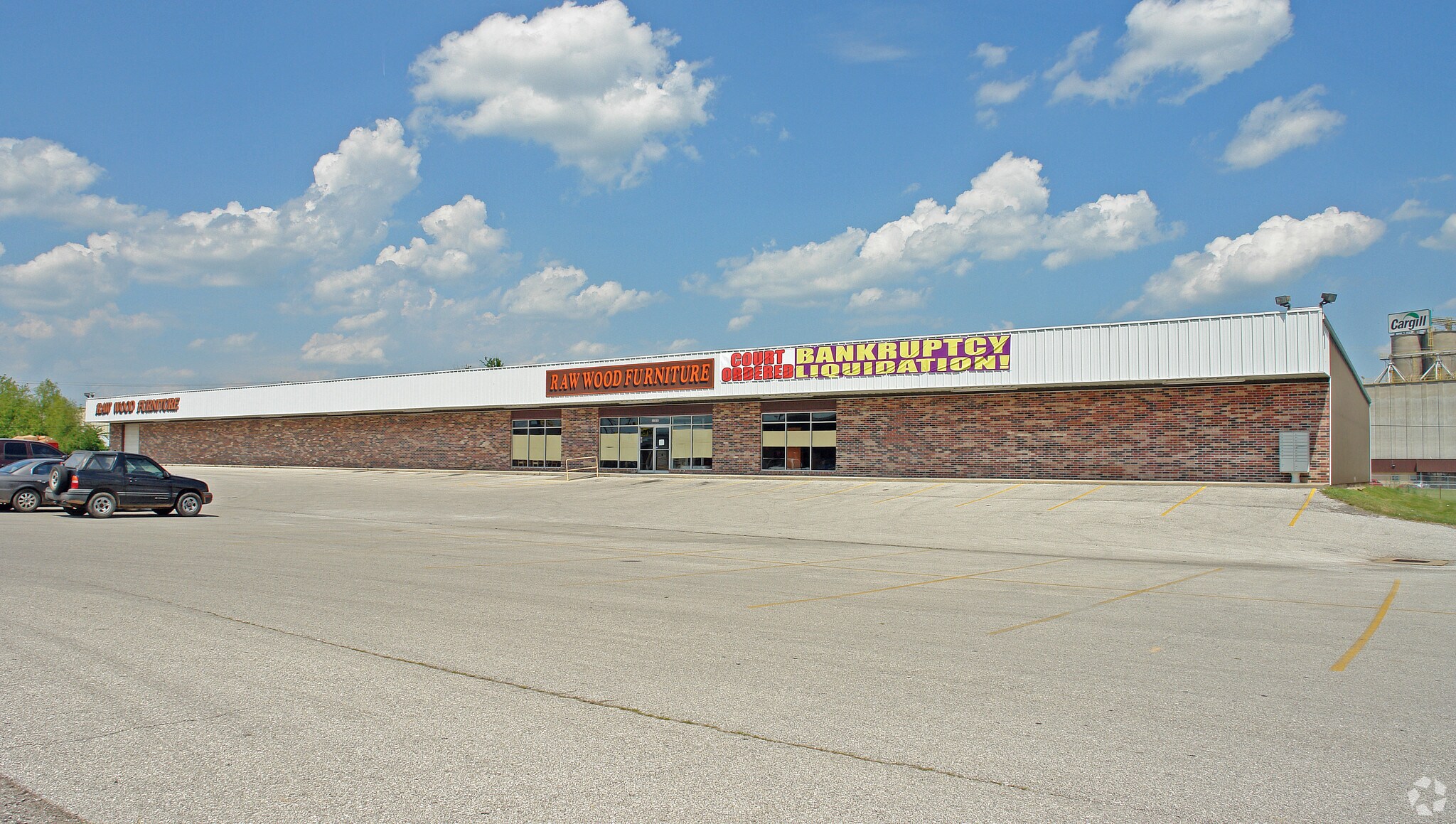 2201-B S Thompson St, Springdale, AR 72764 - Southside Plaza | LoopNet