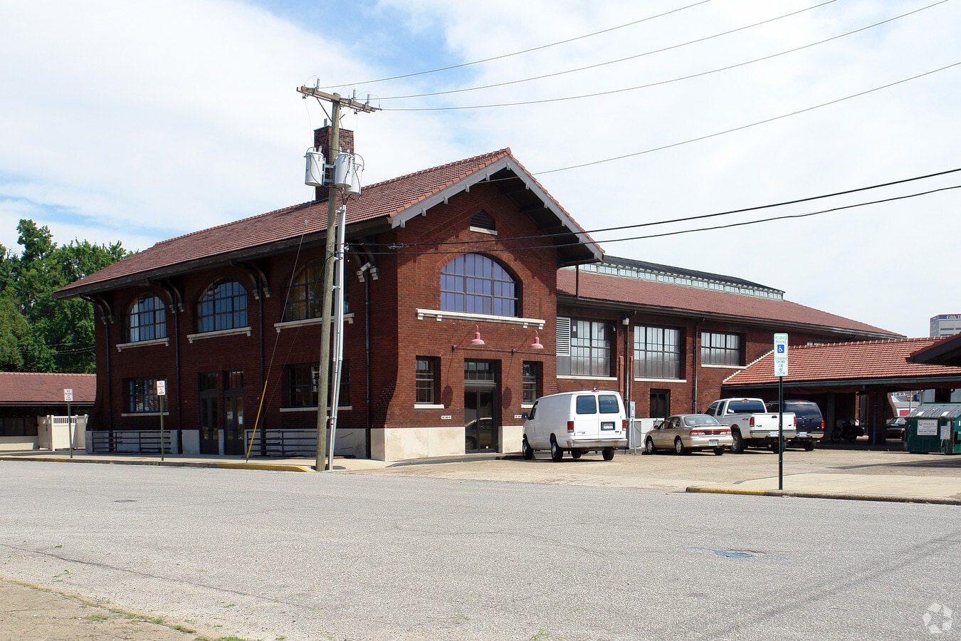 40 N 1st Ave, Evansville, IN 47710 | LoopNet