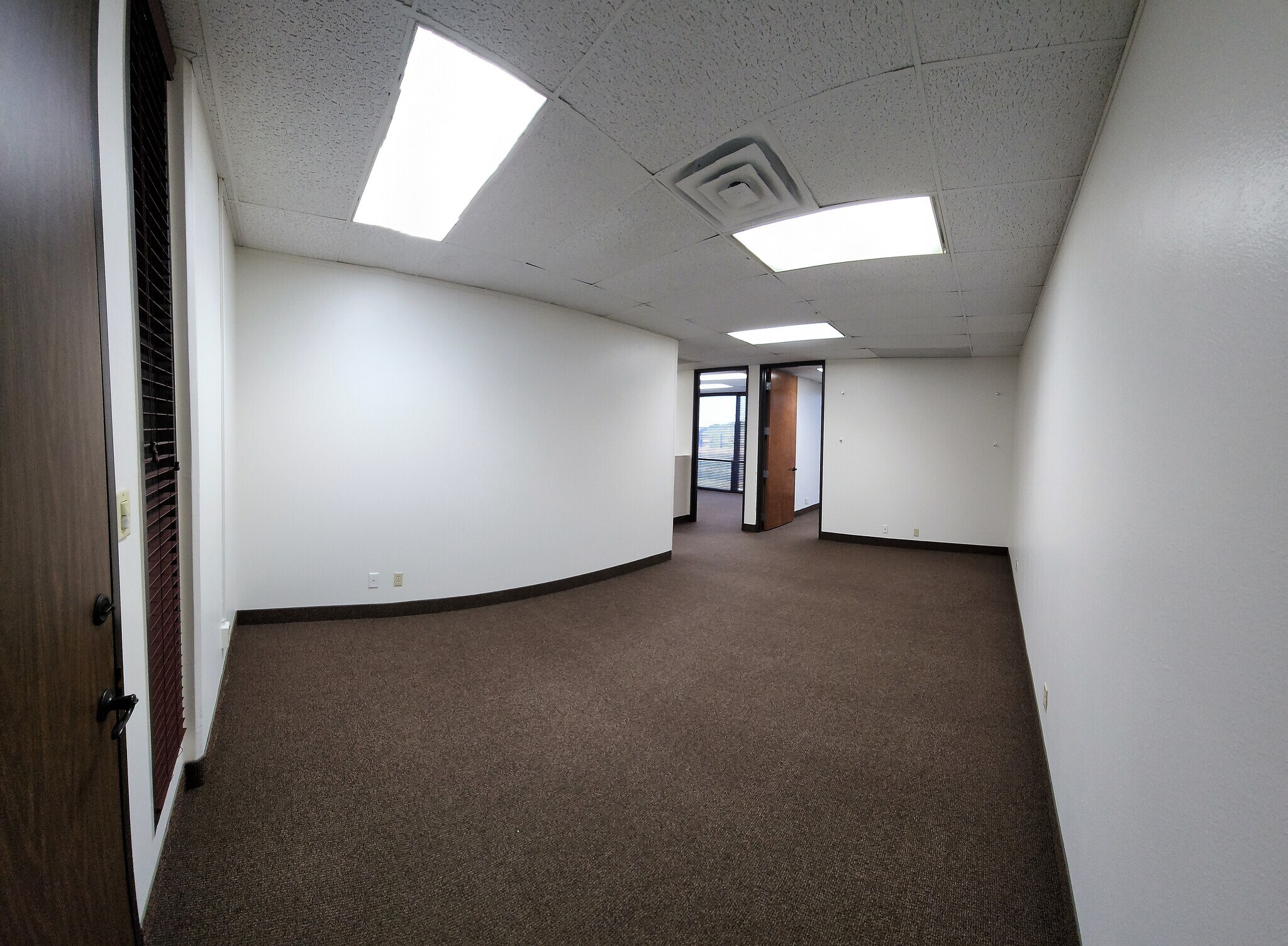 235 NE Loop 820, Hurst, TX 76053 - Spectrum Business Building | LoopNet