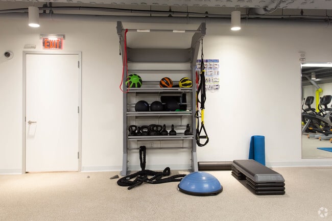 JLL - Boston Commercial Listings & Brokers | LoopNet