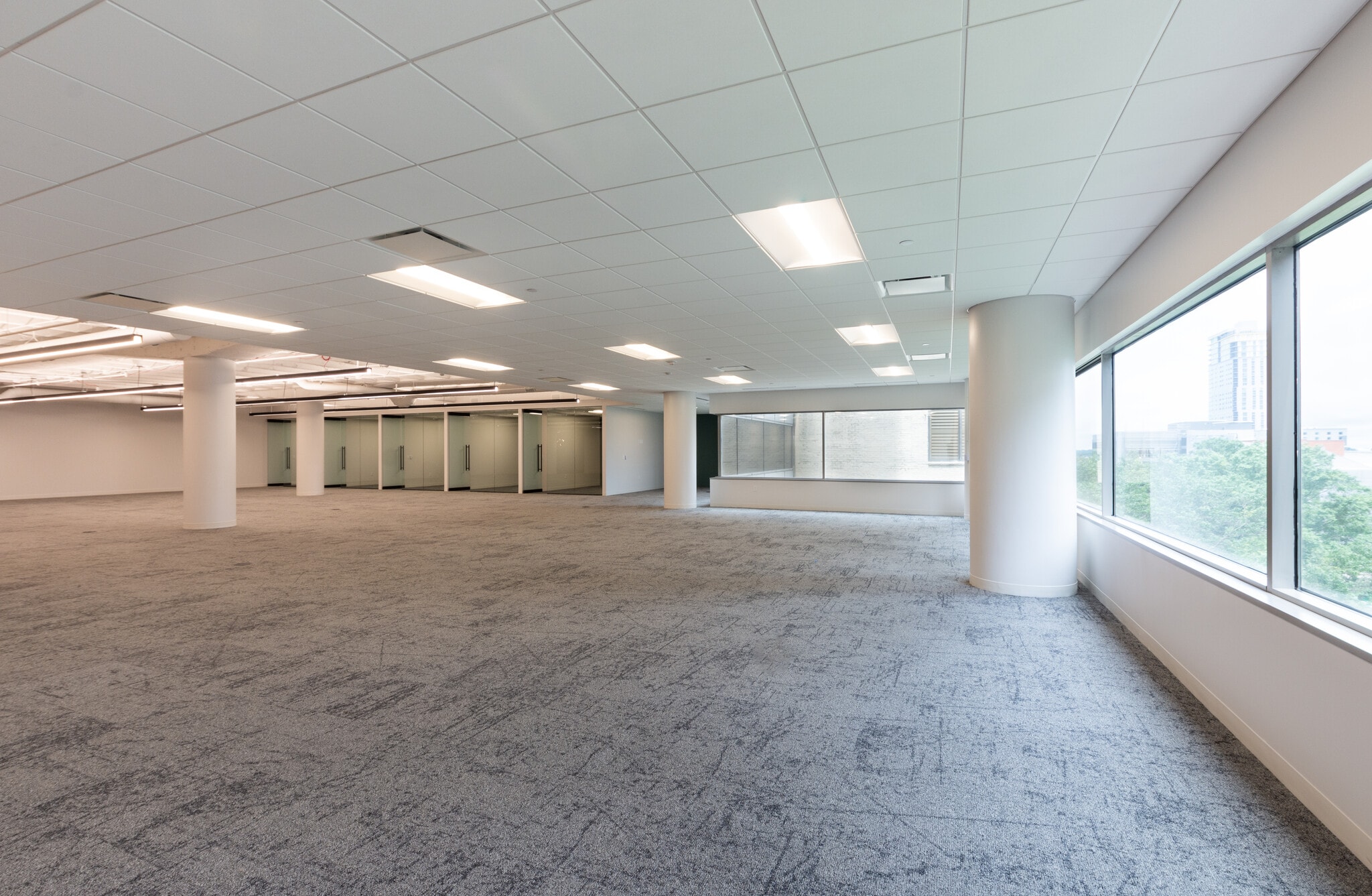 101 N Tryon St, Charlotte, NC 28246 - One Independence Center | LoopNet