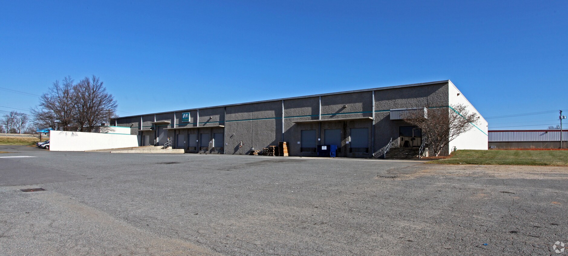 1827 Scott Futrell Dr, Charlotte, NC 28208 | LoopNet