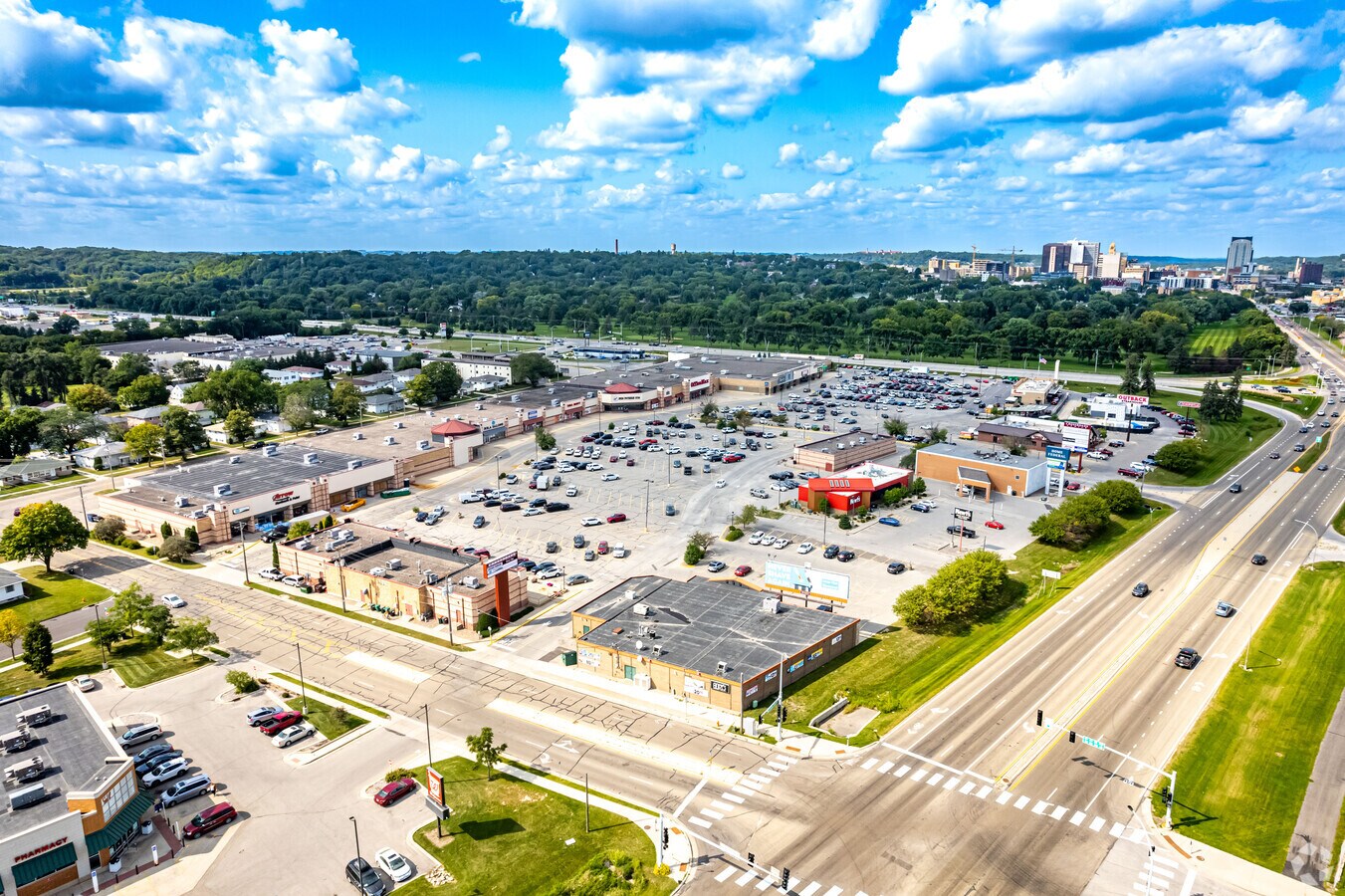 1201 S Broadway, Rochester, MN 55904 - Crossroads Shopping Center | LoopNet