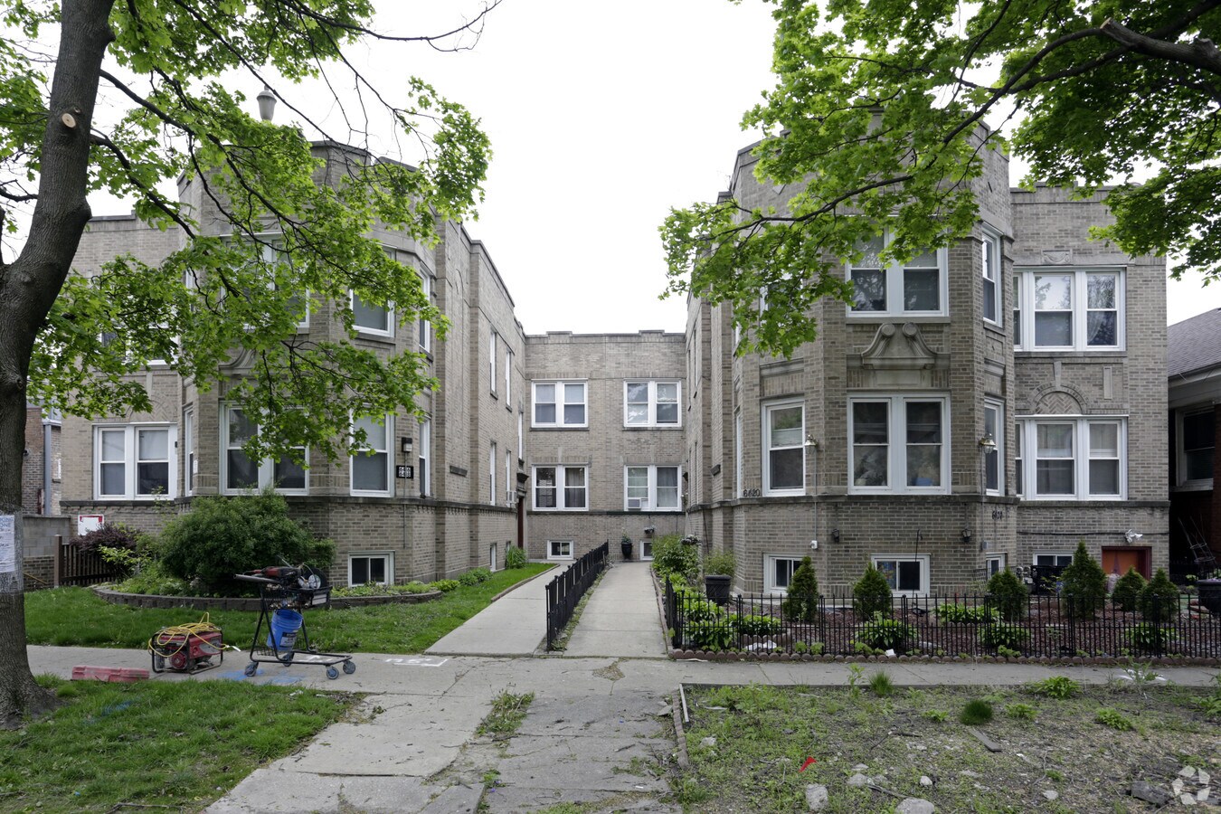 6420 N Campbell Ave, Chicago, IL 60645 | LoopNet