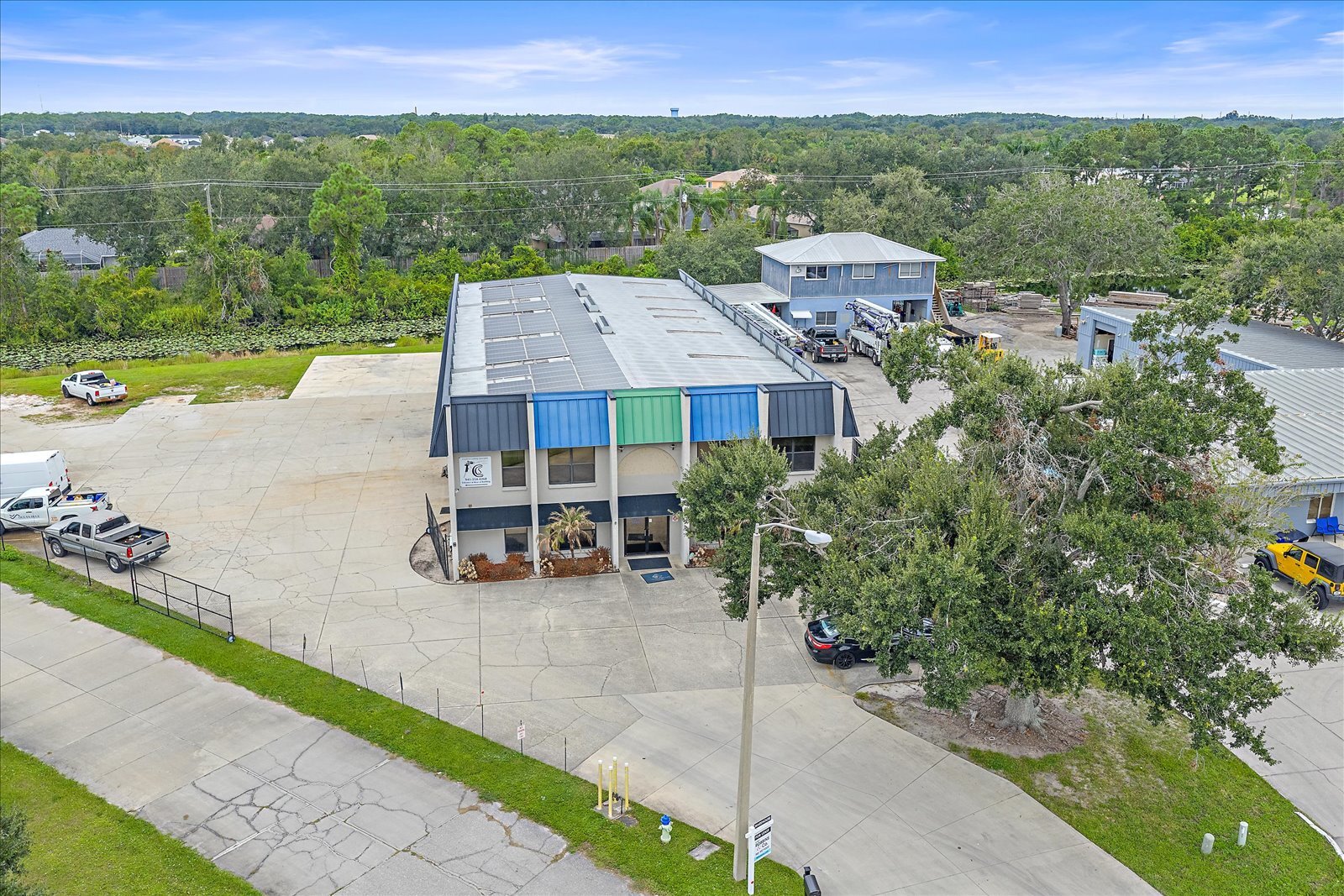 210 Field End Rd, Sarasota, FL 34240 | LoopNet