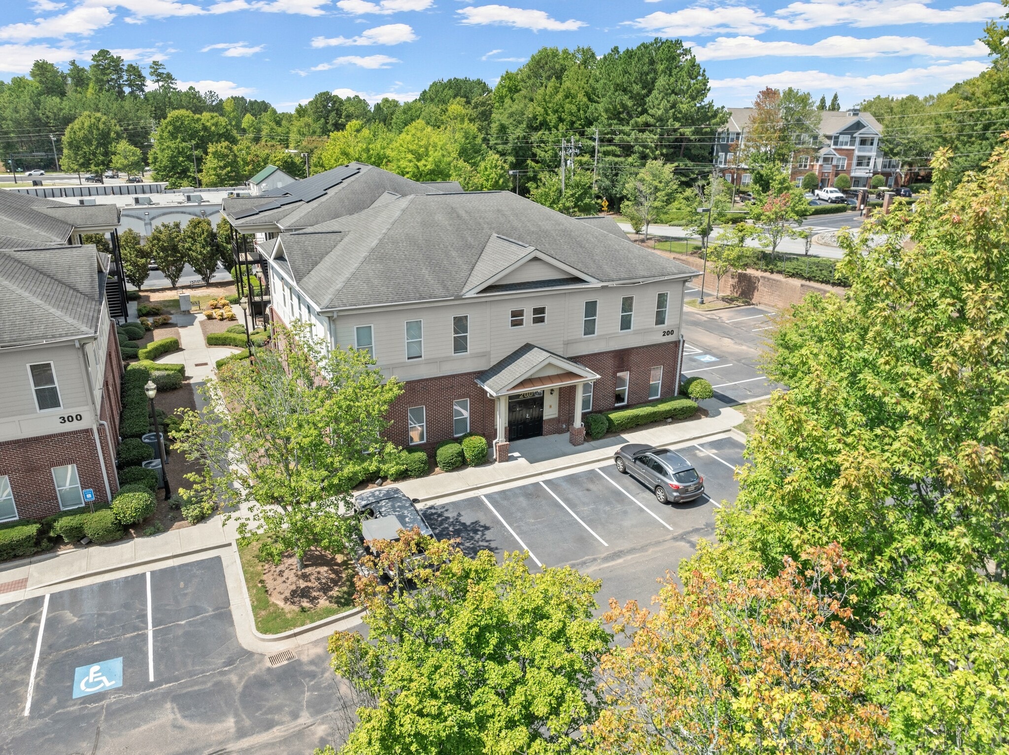 950 Scales Rd, Suwanee, GA 30024 - Building 200 | LoopNet