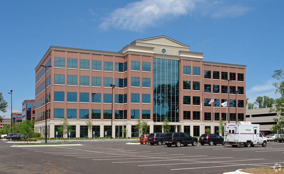 301 Bendix Rd, Virginia Beach, VA 23452 | LoopNet