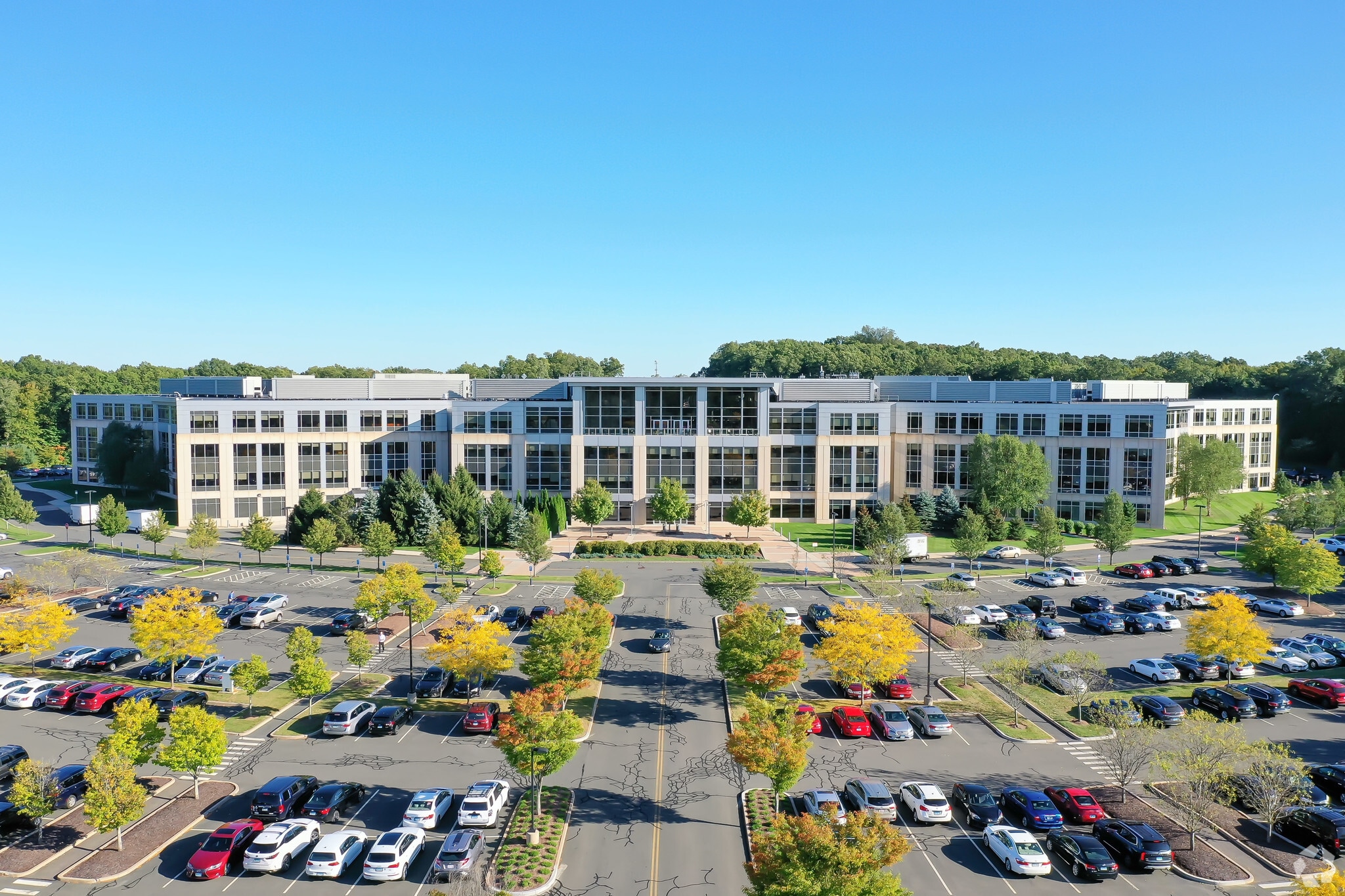 One Orange Way, Windsor, CT 06095 - Voya Windsor Facility | LoopNet