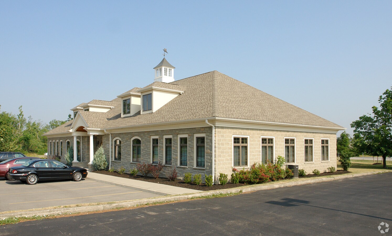 7606 Transit Rd, Buffalo, NY 14221 - Property Record | LoopNet