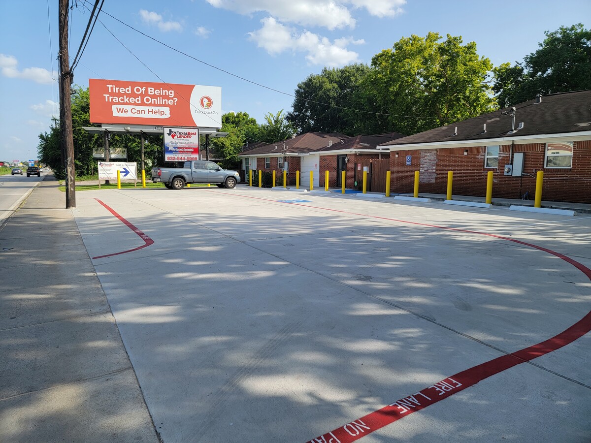 5035 North Fwy, Houston, TX 77022 | LoopNet