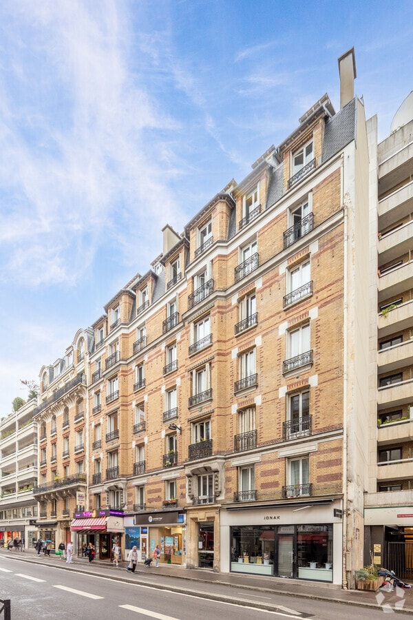 344 Rue De Vaugirard, 75015 Paris - Retail for Lease | LoopNet