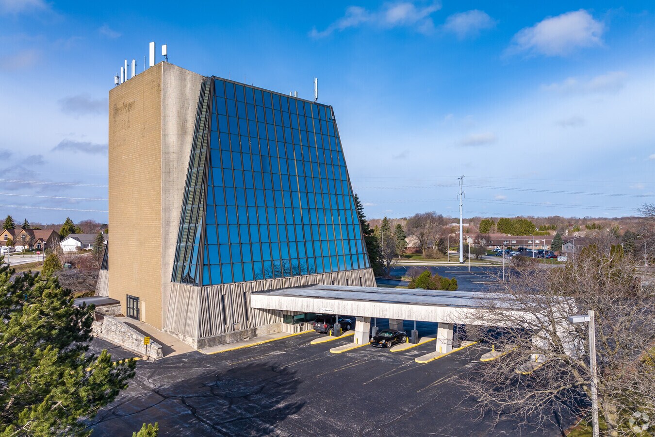 101 Falls Rd, Grafton, WI 53024 | LoopNet