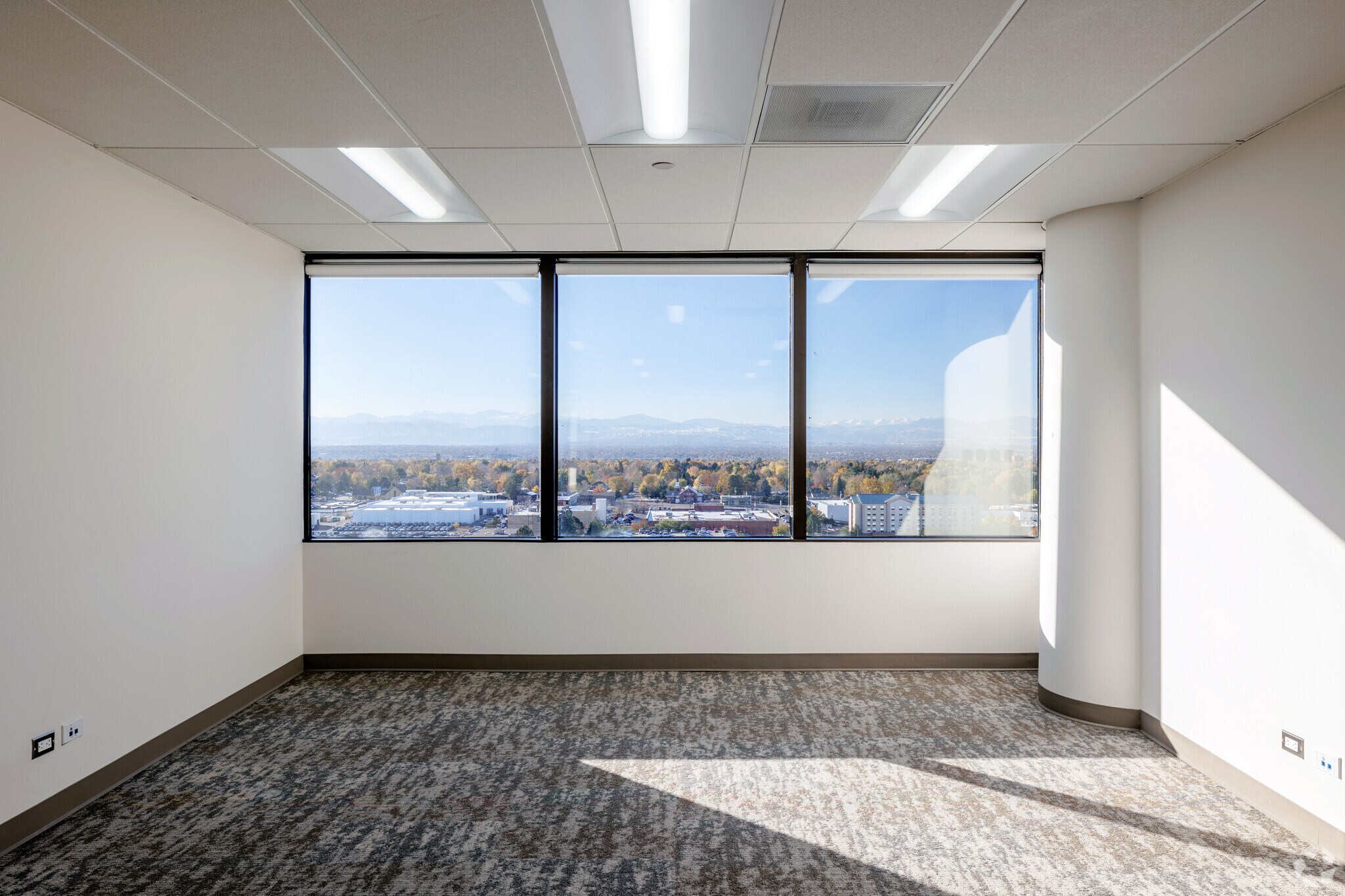 950 S Cherry St, Denver, CO 80246 - Cherry Tower | LoopNet