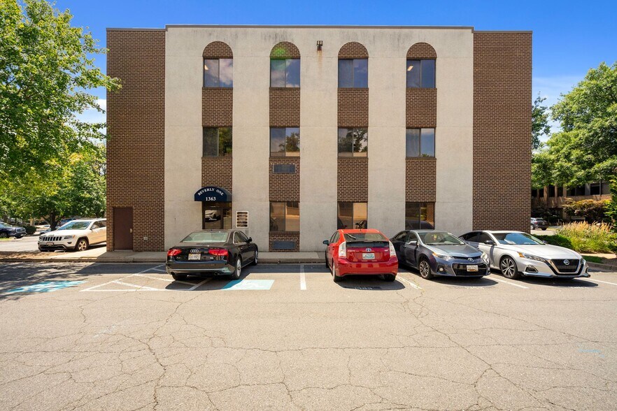 1363 Beverly Rd, McLean, VA 22101 | LoopNet