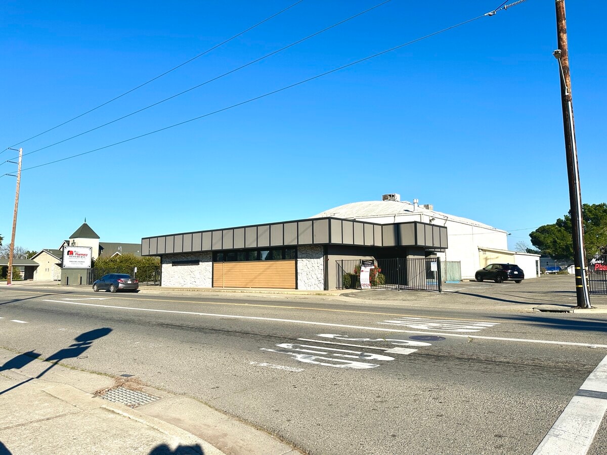 4979 Olivehurst Ave, Olivehurst, CA 95961 - Retail for Sale | LoopNet