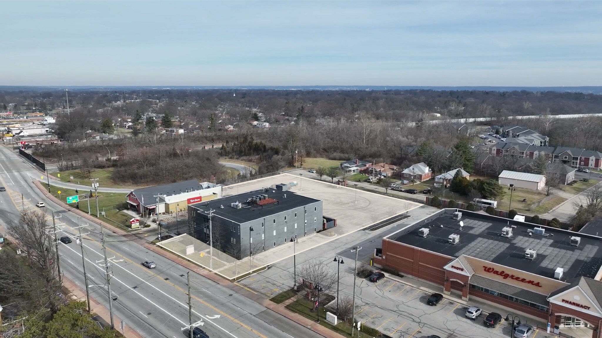 8250 Winton Rd, Cincinnati, OH 45231 | LoopNet