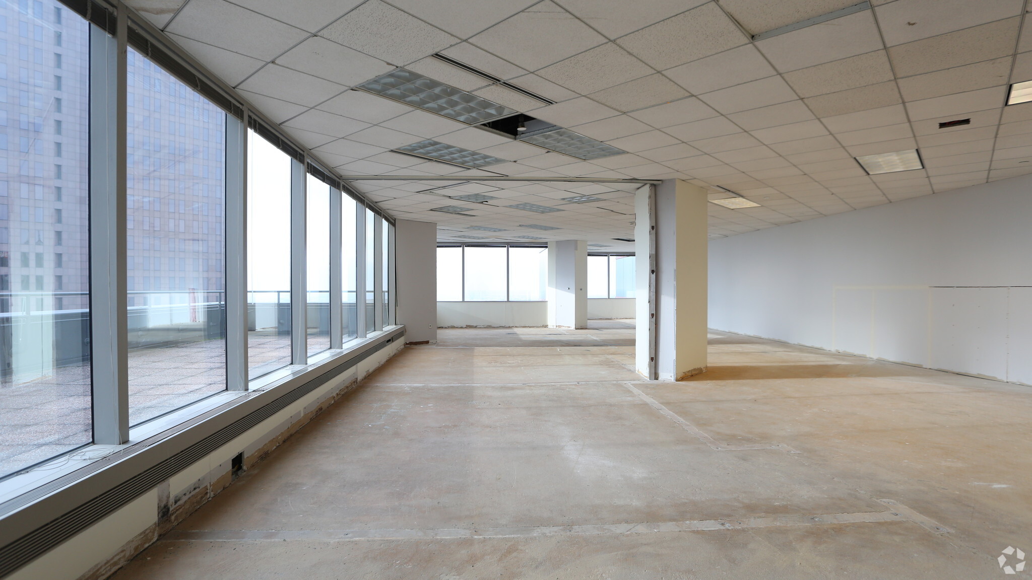 10 W Broad St, Columbus, OH 43215 - One Columbus Center | LoopNet