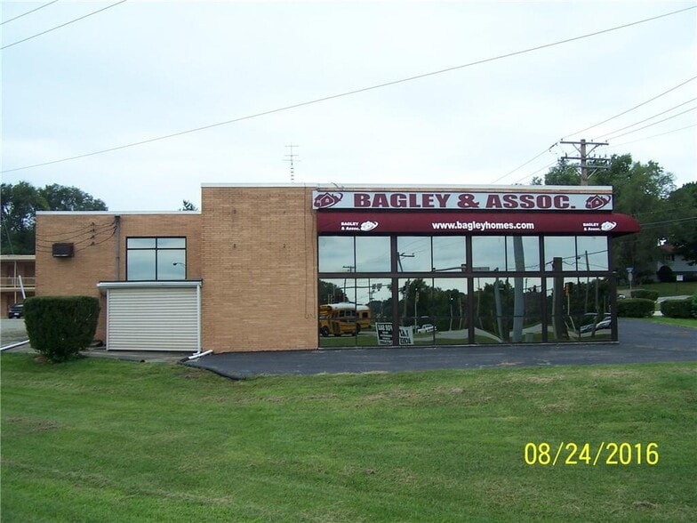 10 S Country Club Rd, Decatur, IL 62521 | LoopNet