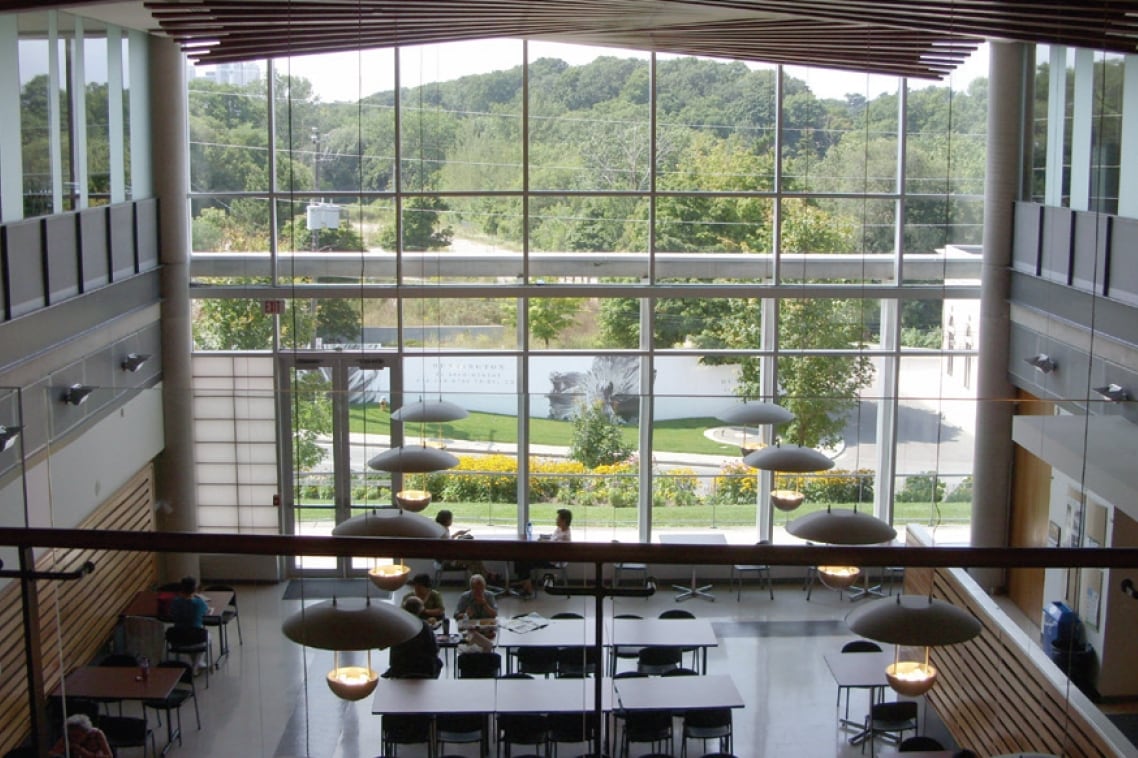 1929 Bayview Ave, Toronto, ON M4G 3E8 - CNIB Centre | LoopNet