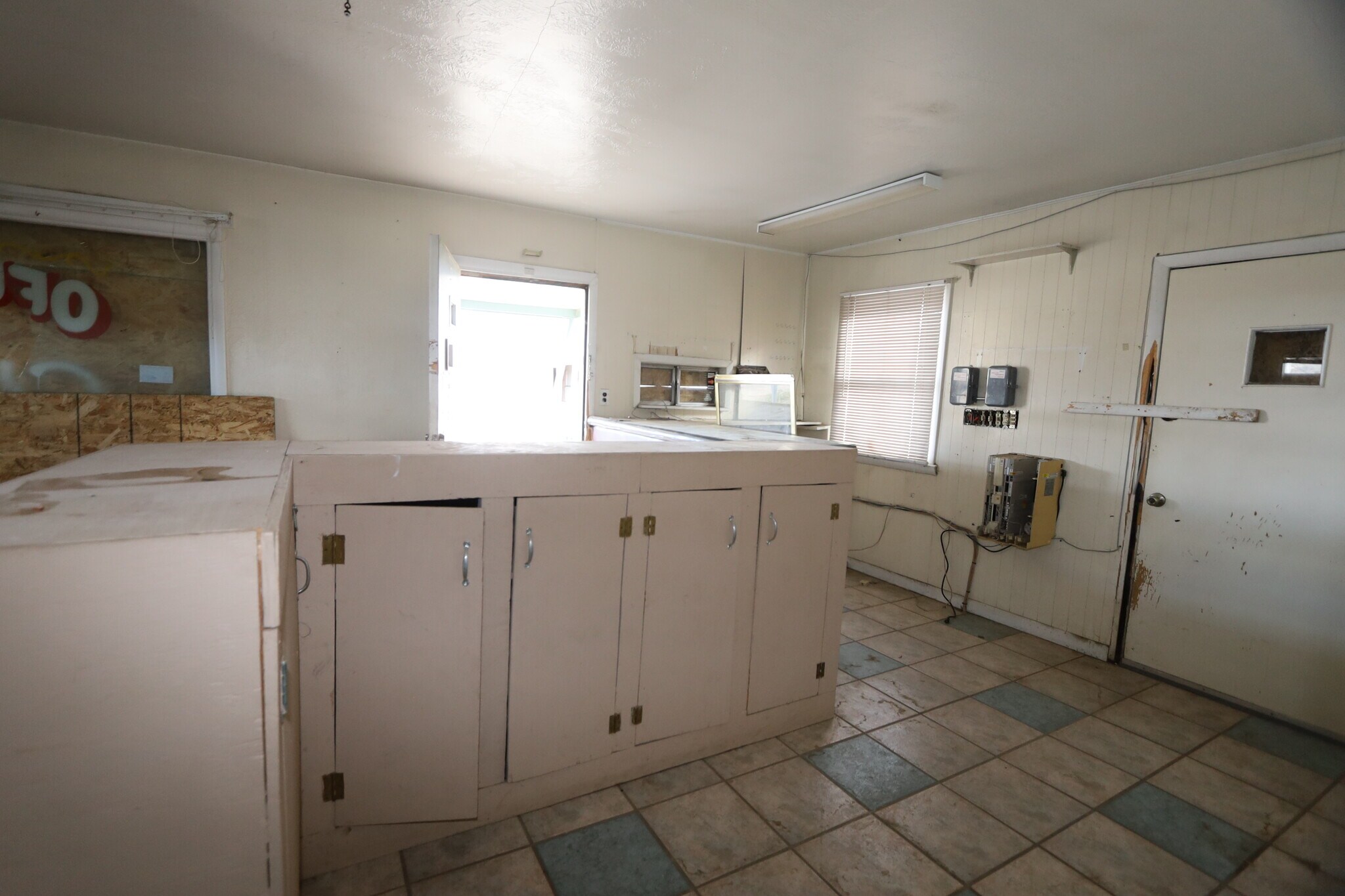 201 Clayton Rd, Raton, NM 87740 - Texan Motel | LoopNet