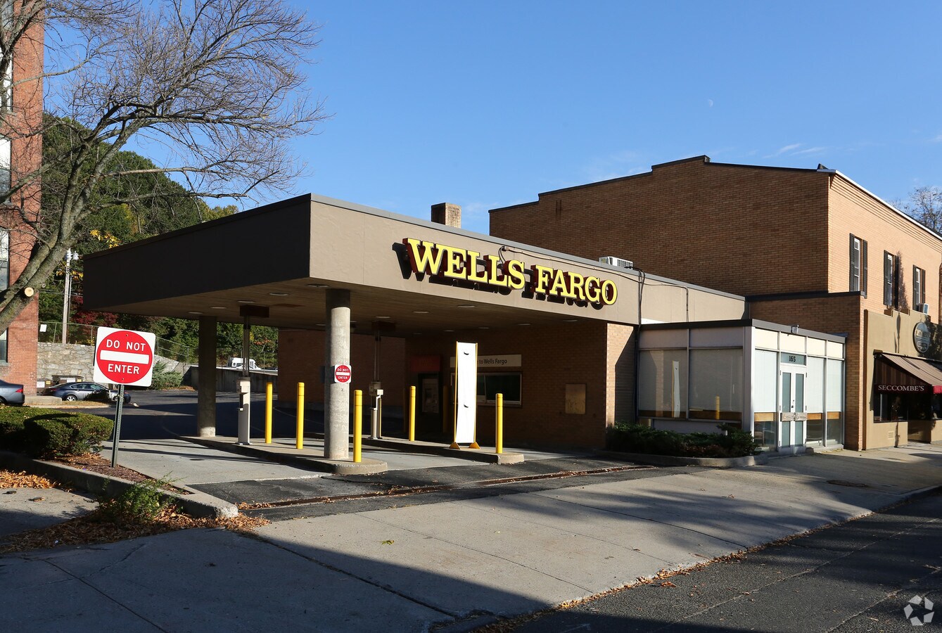 165 Main St, Ansonia, CT 06401 | LoopNet