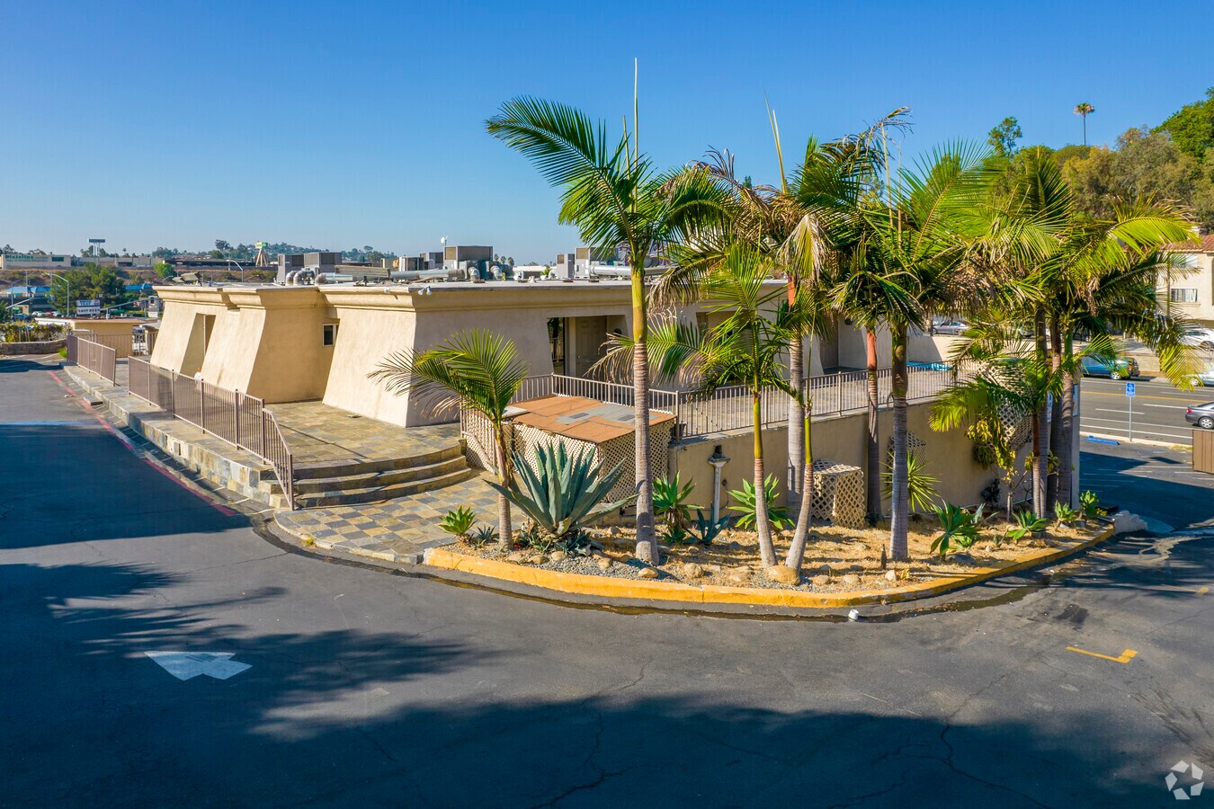 5525 Jackson Dr, La Mesa, CA 91942 | LoopNet