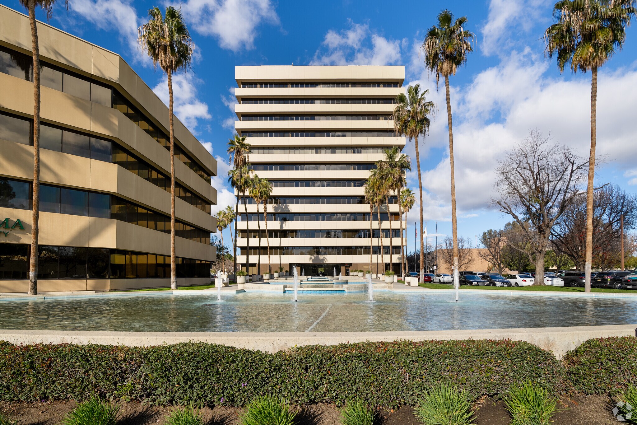 5060 California Ave, Bakersfield, CA 93309 - Stockdale Towers | LoopNet