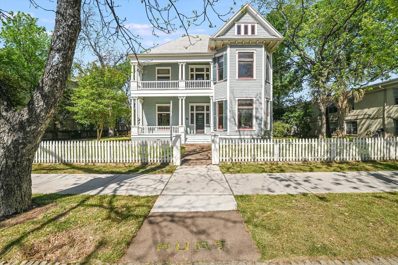 2210 San Gabriel St, Austin, TX 78705 - Hurt House | LoopNet