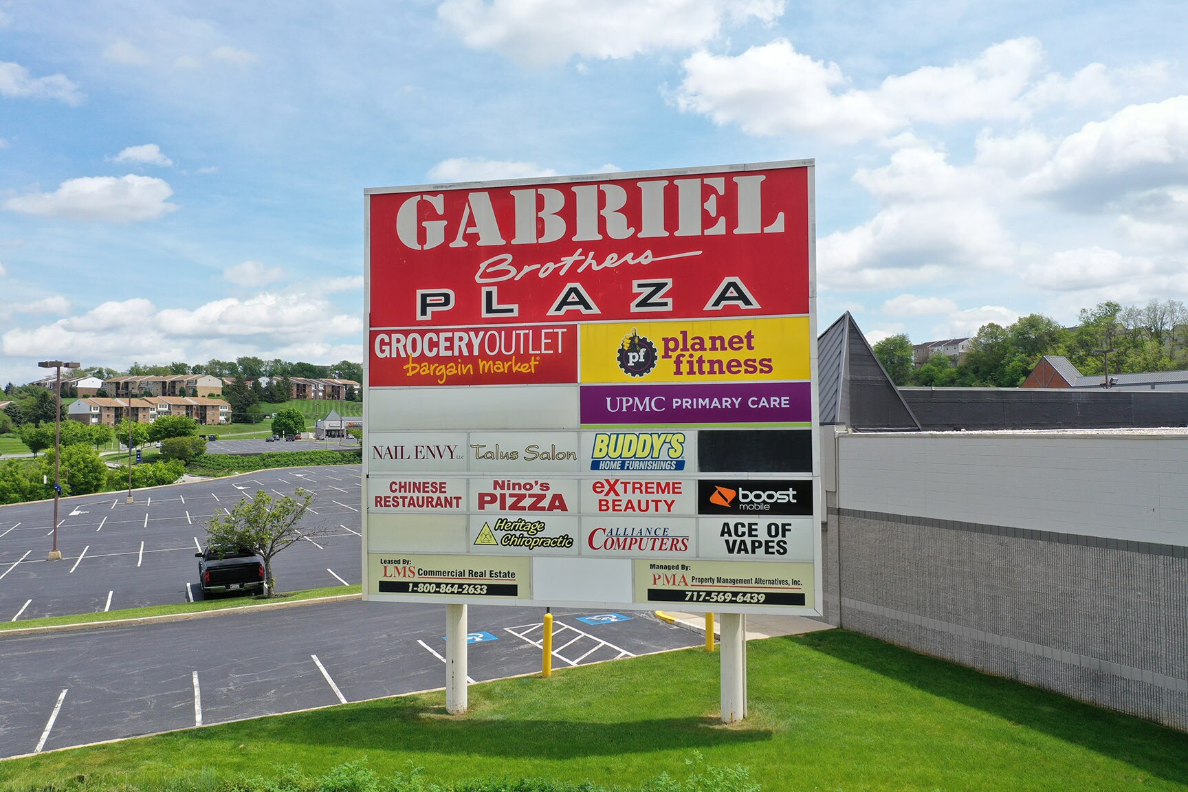 1204-1292 Greensprings Dr, York, PA 17402 - Gabe's Plaza | LoopNet
