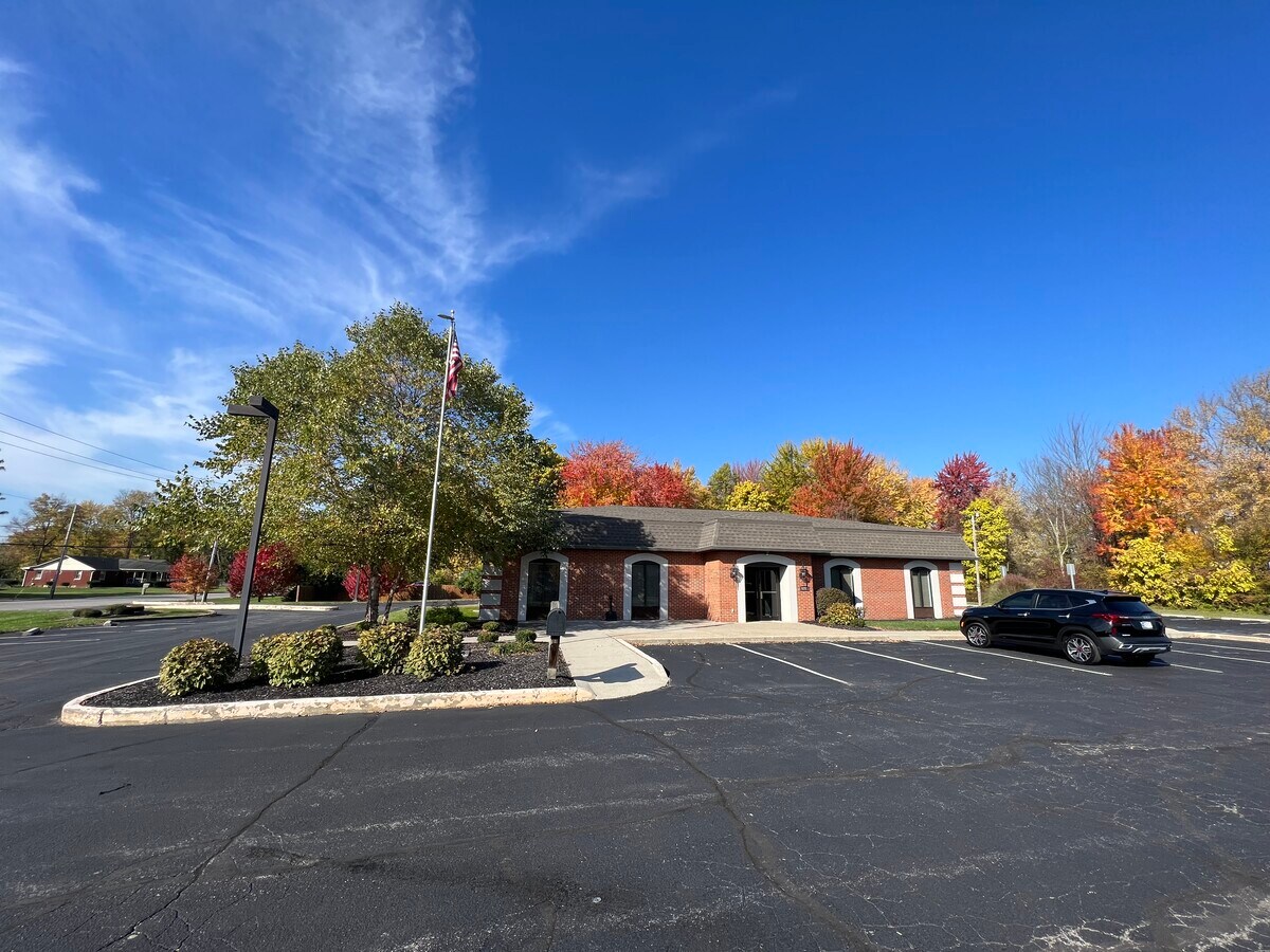 6202 N Michigan Rd, Indianapolis, IN 46268 | LoopNet