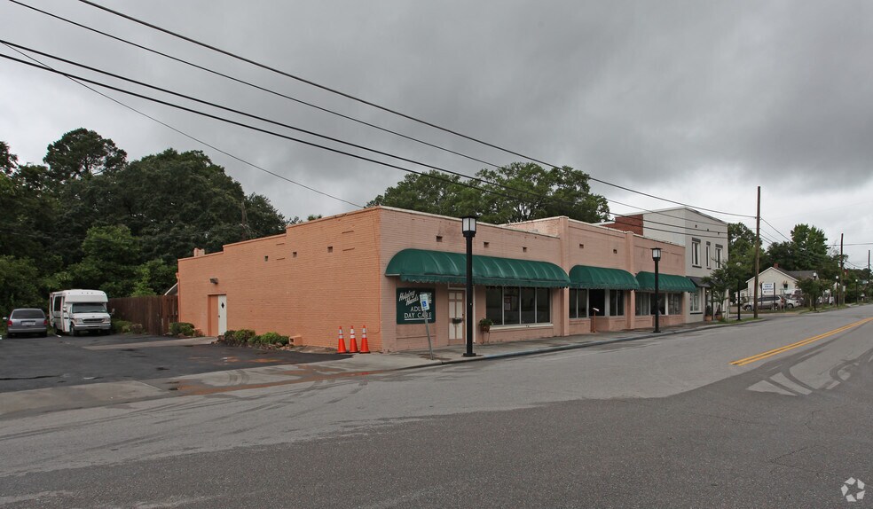 2010 State St, Cayce, SC 29033 - Retail for Lease | LoopNet