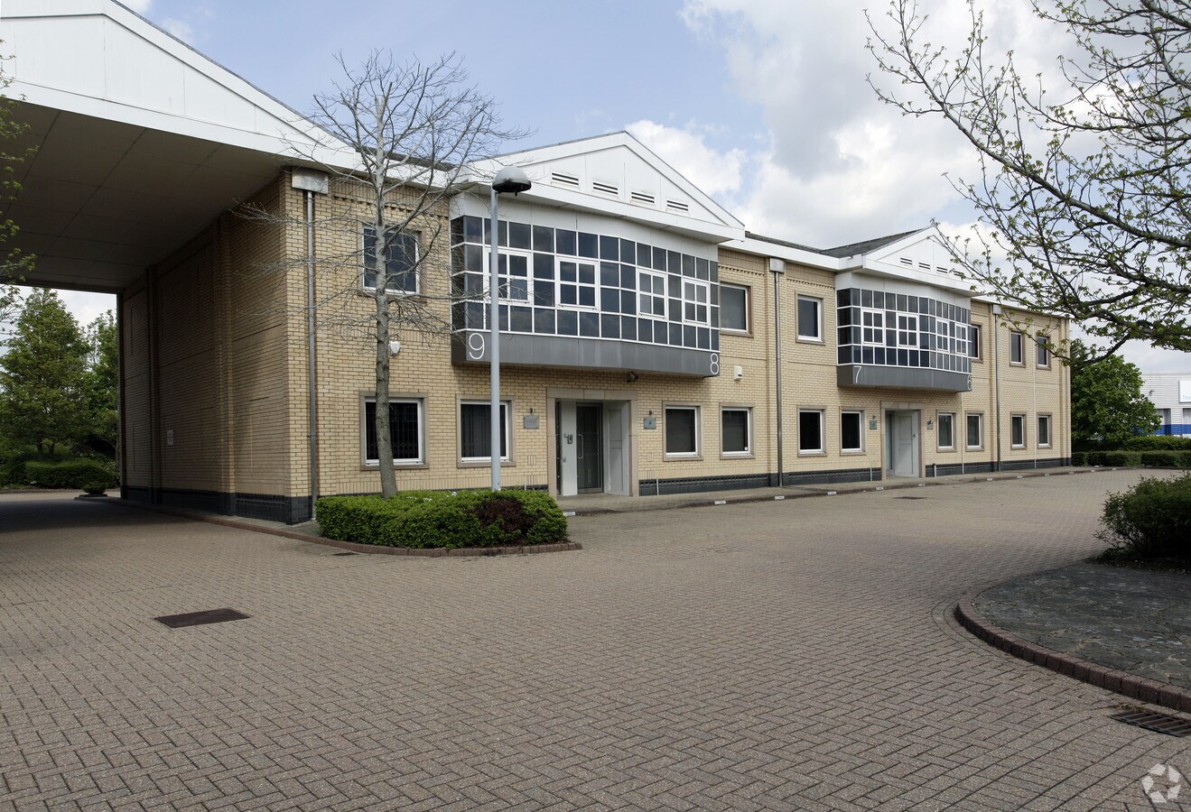 Colthrop Way, Thatcham, BKS RG19 4LW - Office for Lease | LoopNet